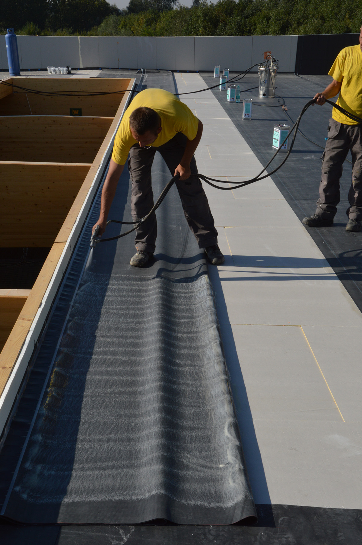 Expert industriële dakwerken: van EPDM, TPO tot Roofing & PVC | Mutec